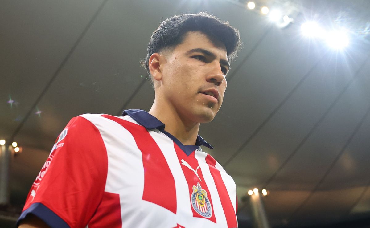 How to watch Chivas vs Santos Laguna for FREE in the US: TV Channel and ...