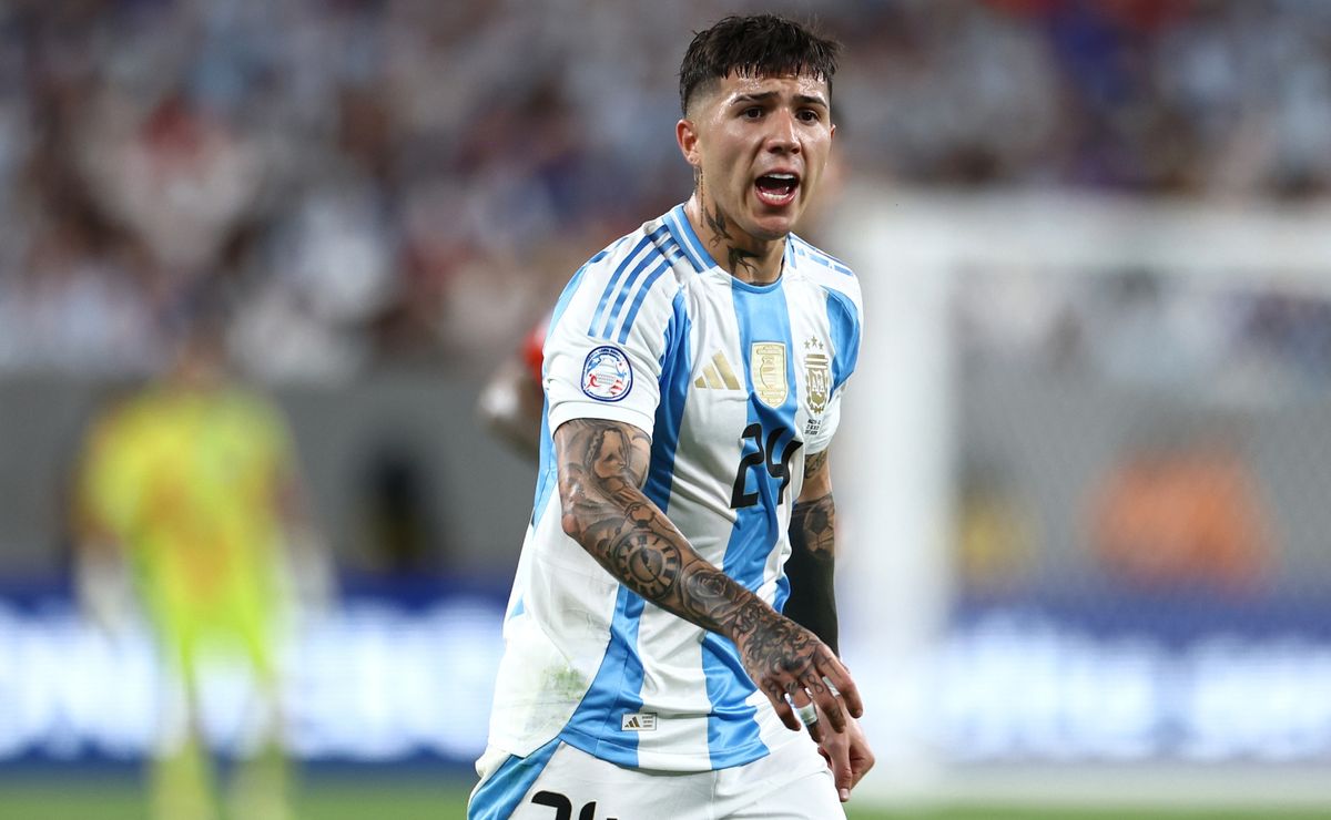 The lyrics of the controversial song Argentina players sang against ...