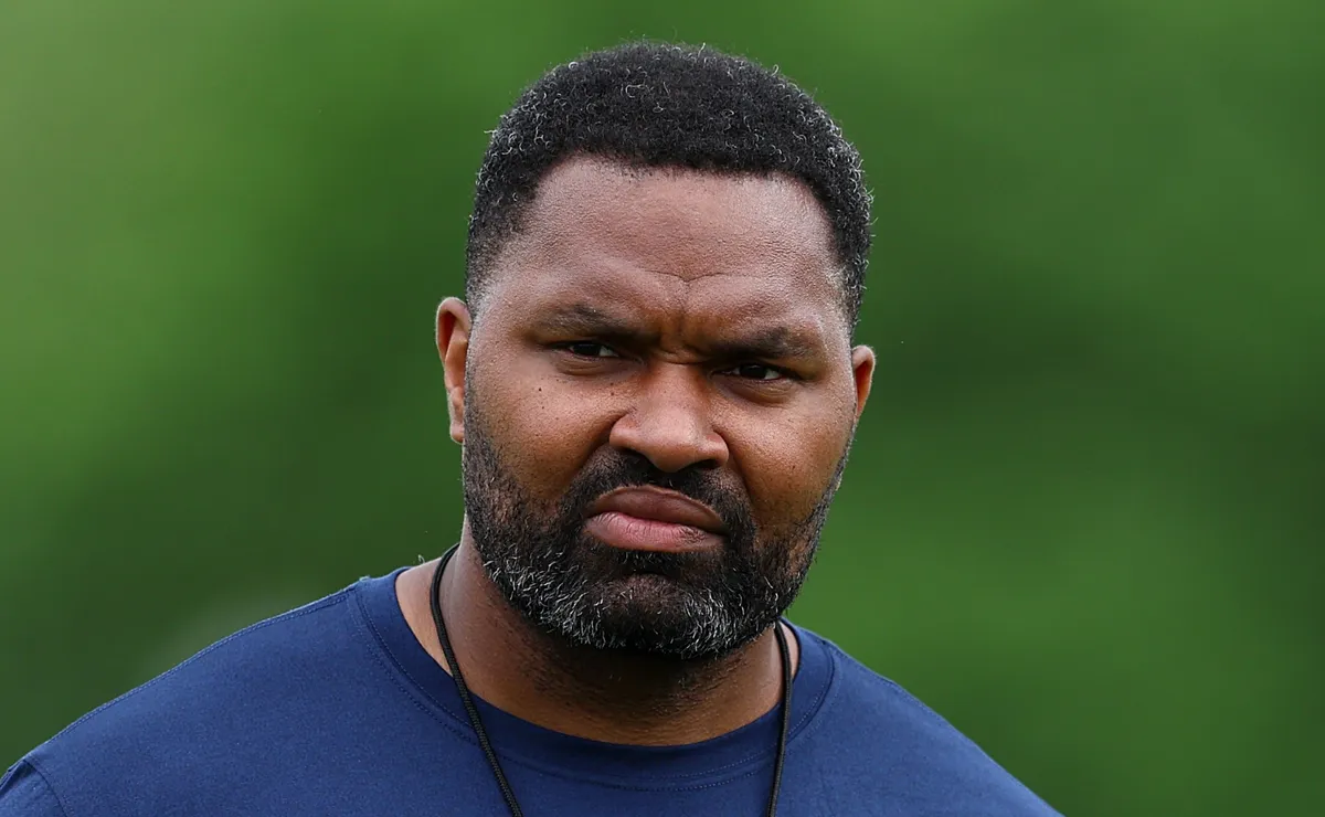 Jerod Mayo answers if Drake Maye will be starting quarterback for ...