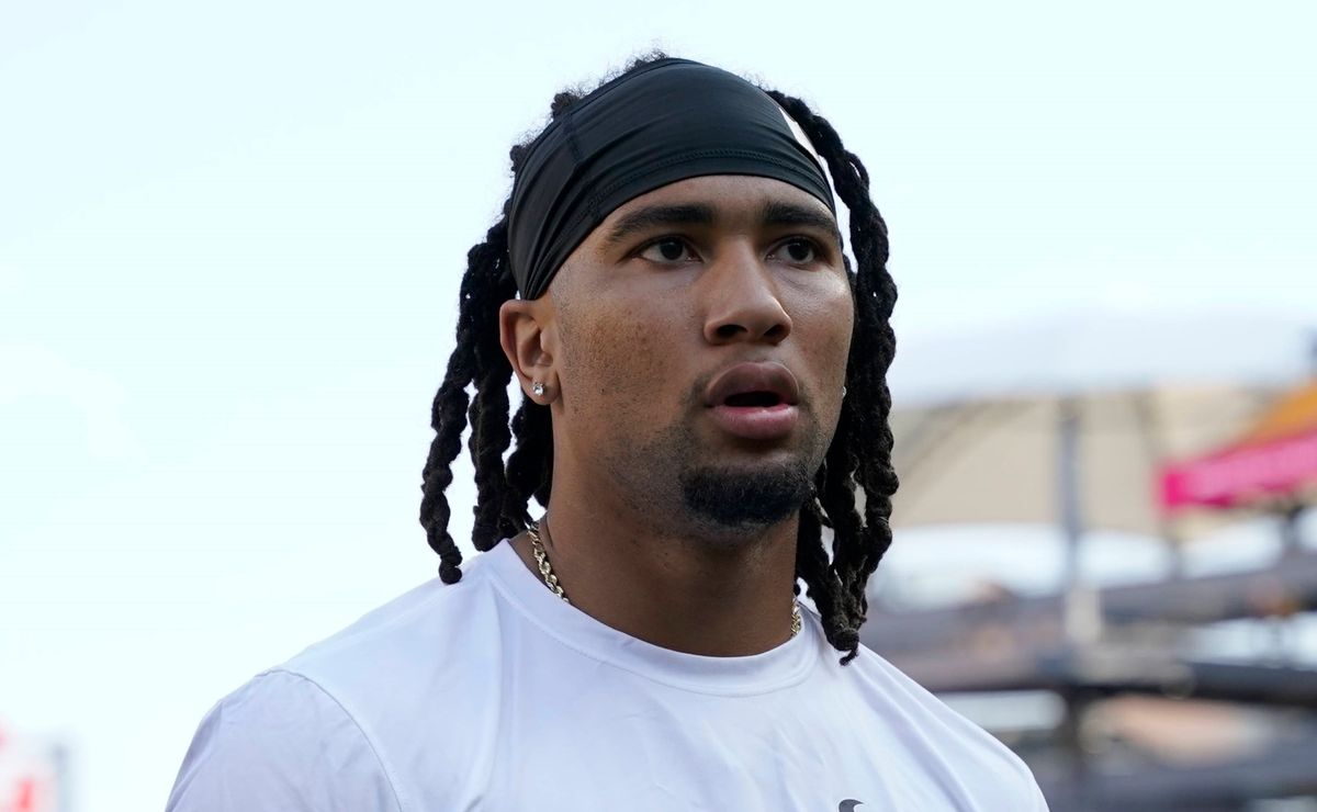 NFL News: C.J. Stroud’s surprising take on Caleb Williams and the Bears ...