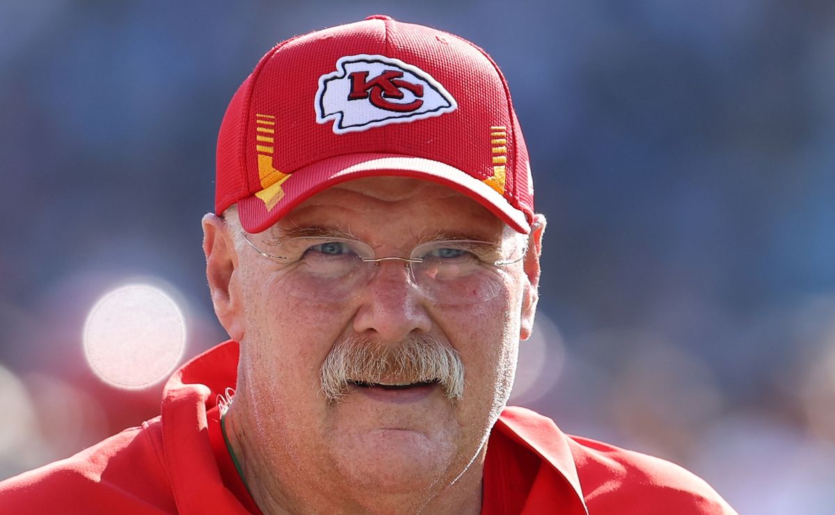 NFL News: Chiefs fans mixed on Andy Reid bringing back outcast player ...