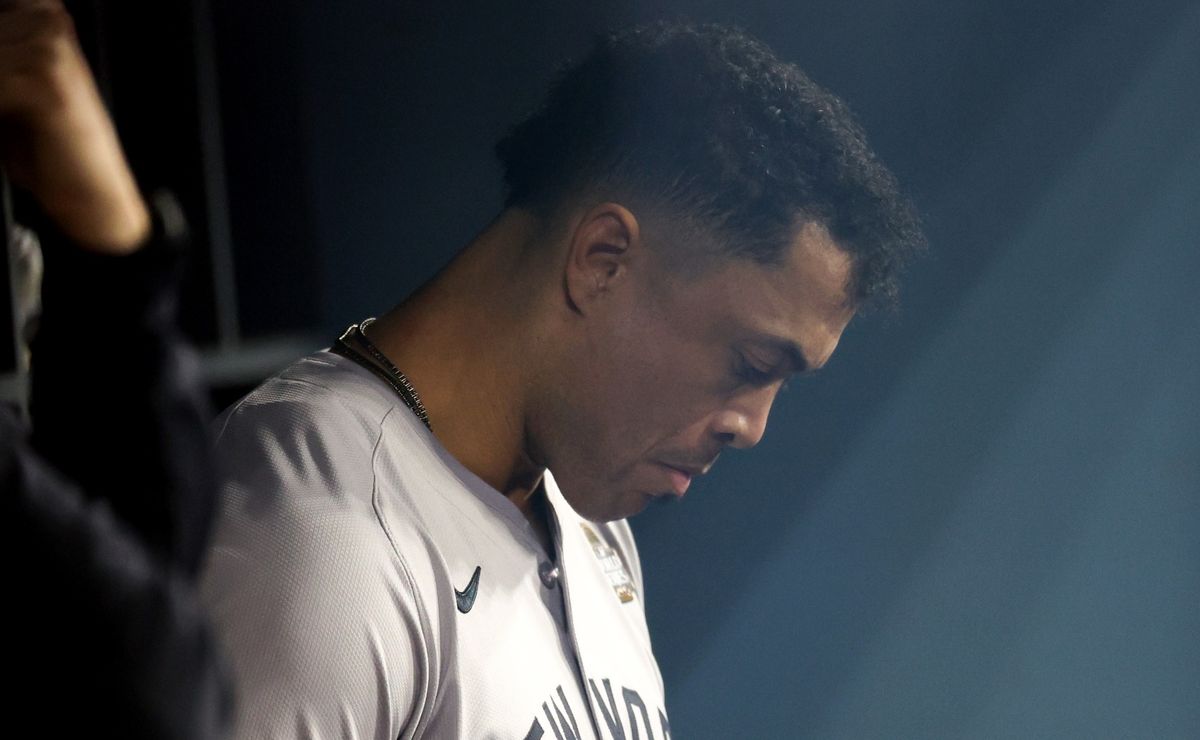 MLB News: Giancarlo Stanton's painful admission after Yankees' Game 3 ...