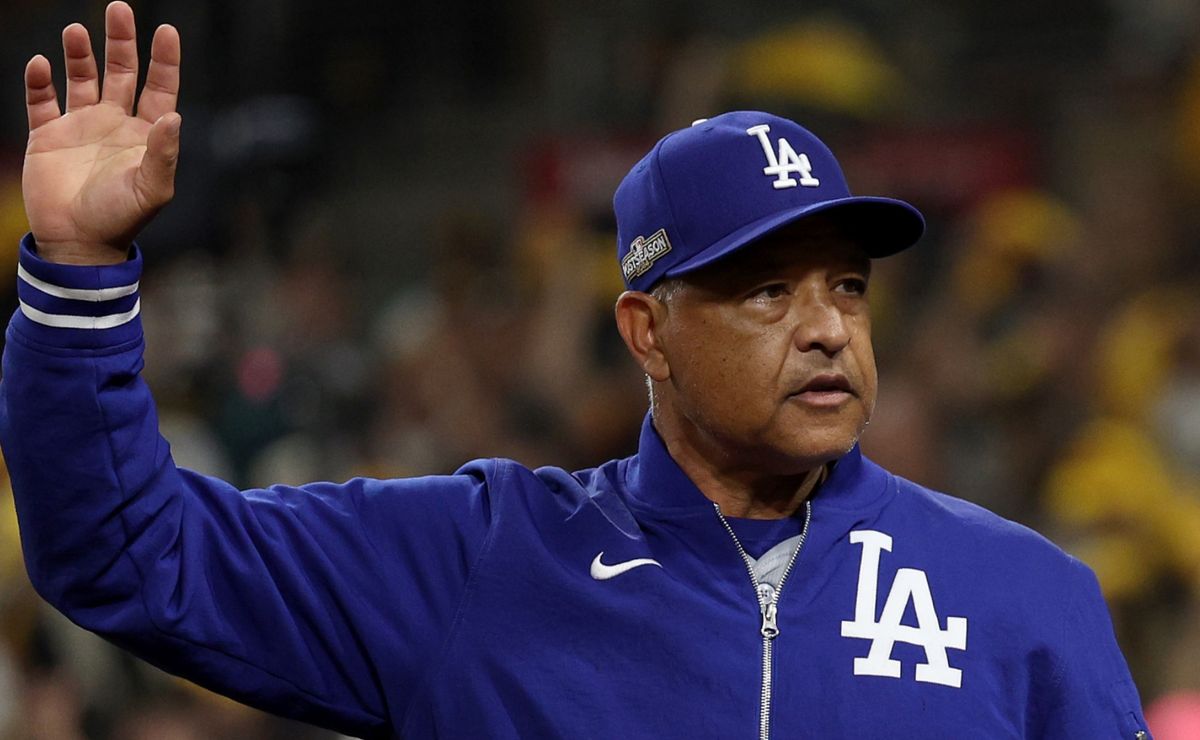 MLB News: Dave Roberts sends powerful message after Dodgers' Game 5 ...