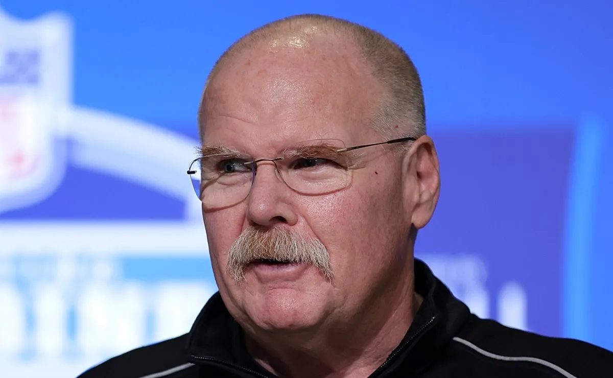NFL News: Andy Reid sends a surprising message about Travis Kelce's ...