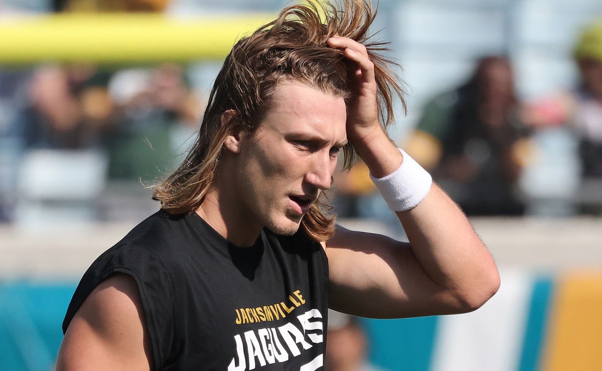 NFL News: Trevor Lawrence sends clear message after hit from Al-Shaair ...