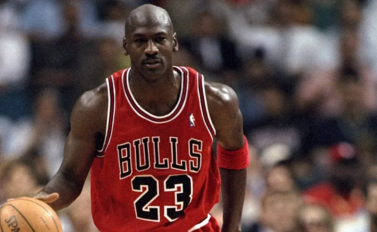 Bulls legend Michael Jordan reveals his pick for the greatest point ...