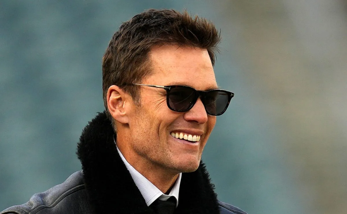 Tom Brady sends clear message about Aaron Rodgers after Steelers take ...