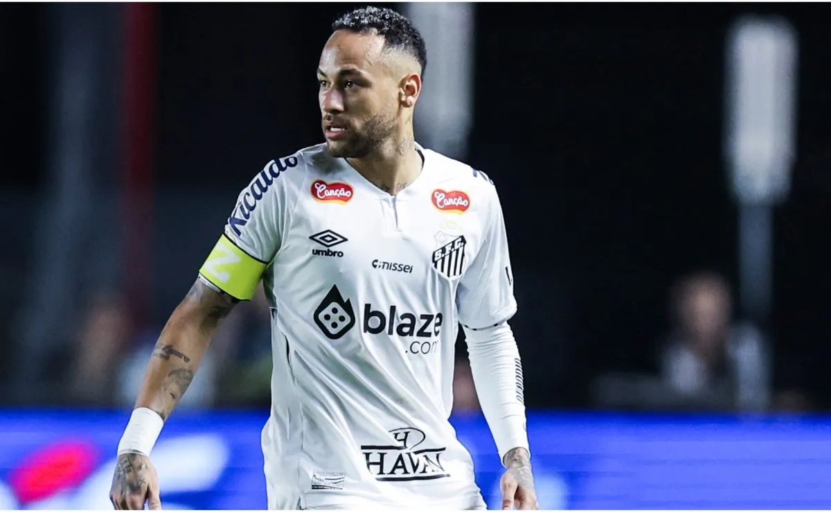 Neymar fires subtle shot at teammates as Santos future remains ...