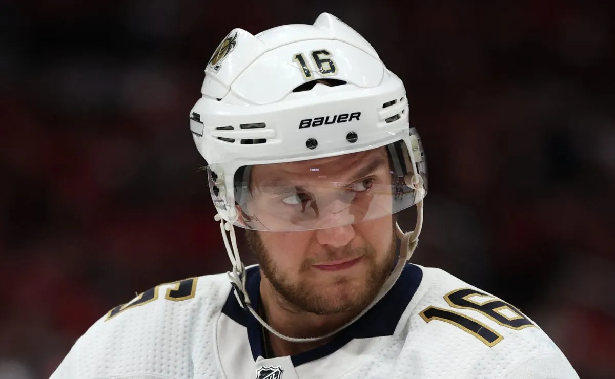 Panthers captain Aleksander Barkov makes something clear to Brad ...