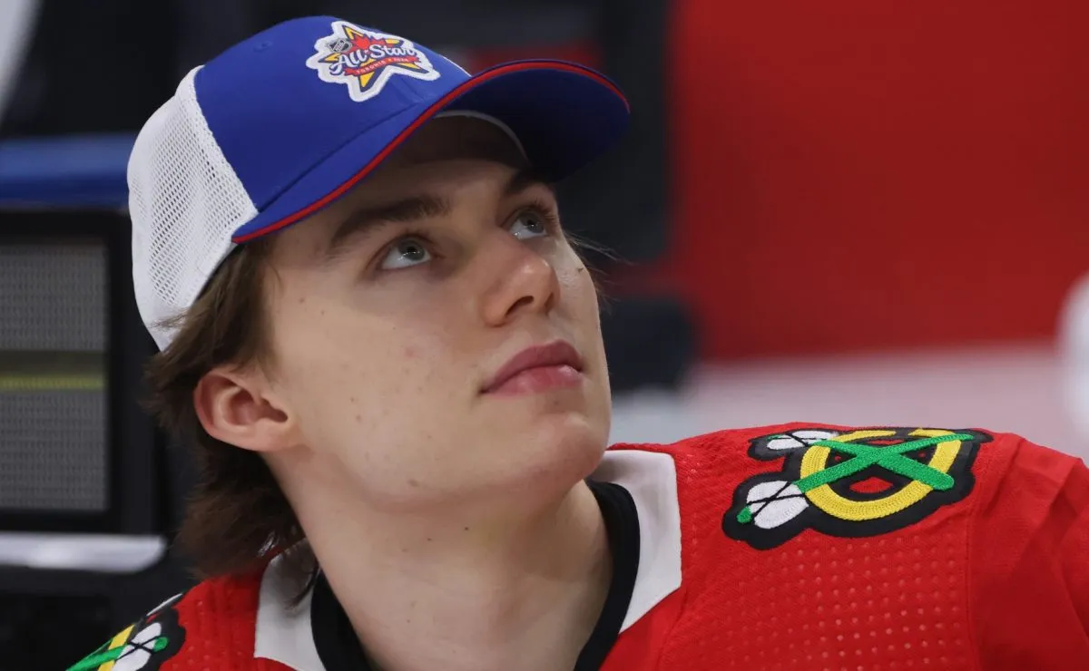 Connor Bedard breaks silence on injury with clear message to Blackhawks ...