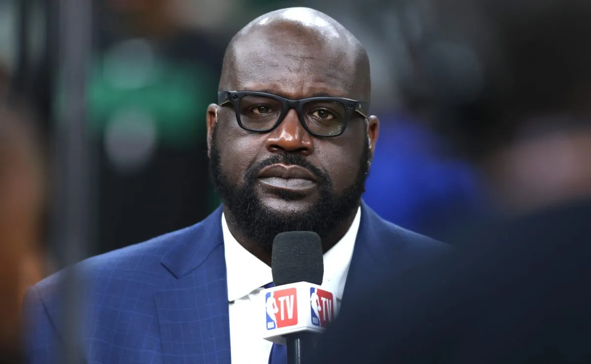 Shaq makes a bold comparison on who received the least help during ...