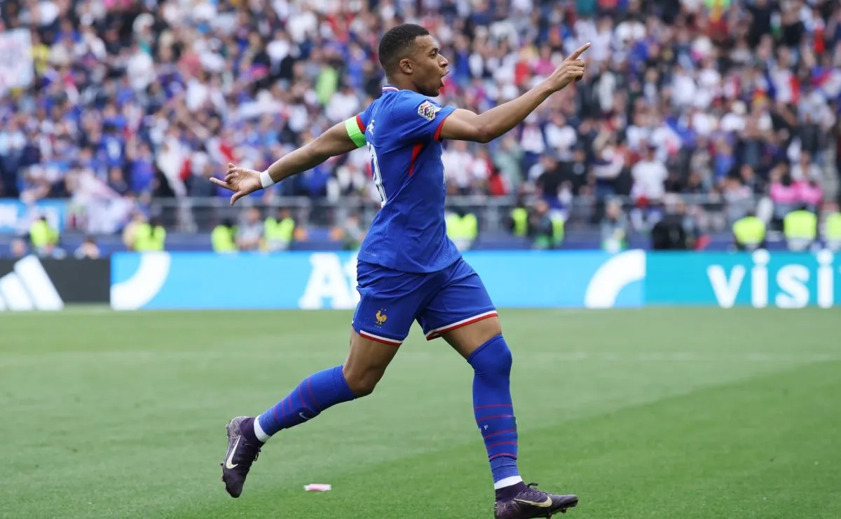 Video: Kylian Mbappe reaches 50 goals with France during UEFA Nations ...
