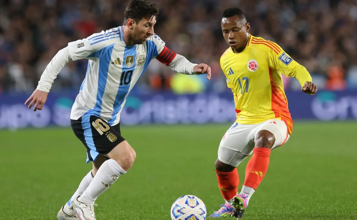 Lionel Messi’s Argentina rescue a draw with 10 players against Colombia ...