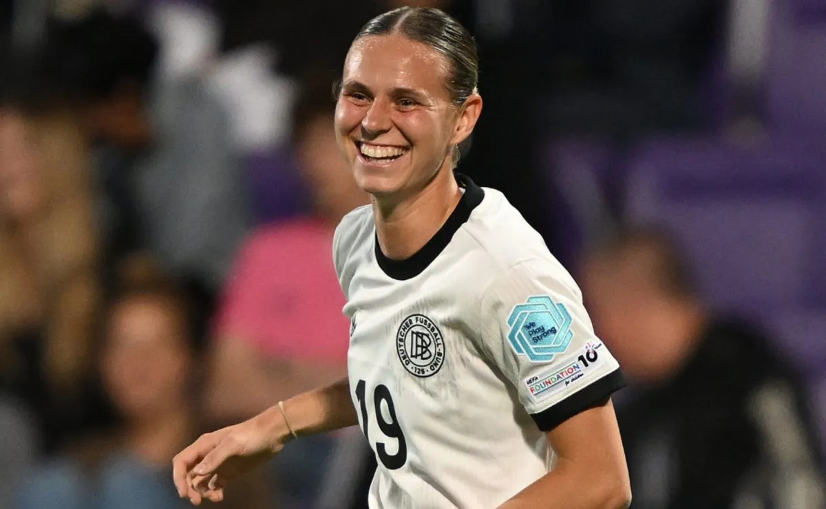 Klara Buhl's profile: Age, love life, career, jersey number and more of ...