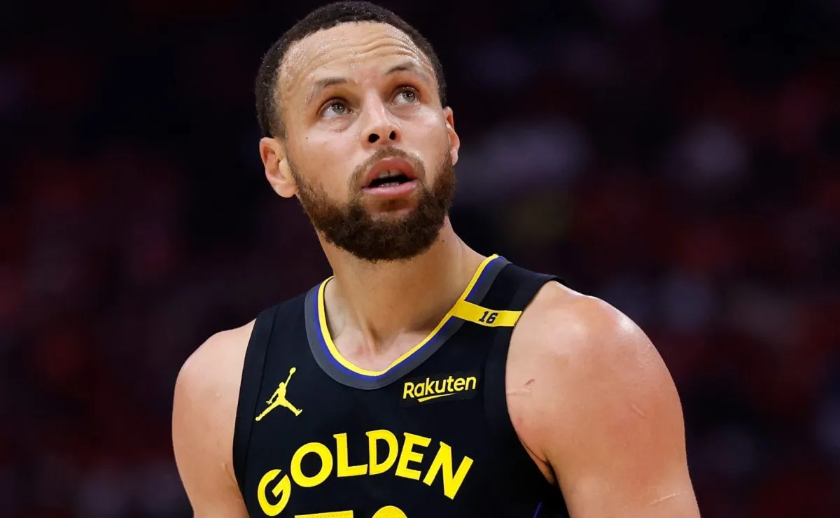 Stephen Curry weighs in on the Jonathan Kuminga saga and its impact on ...