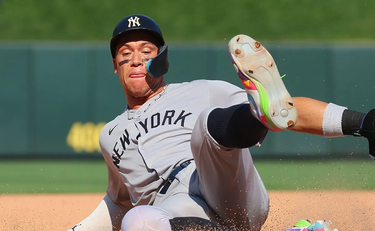 NY Yankees fans anticipate potential postseason outcome as Mariners ...