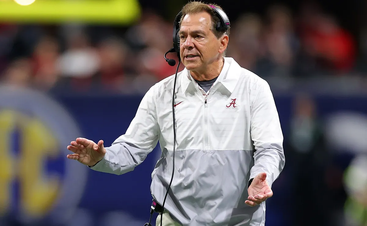 Nick Saban criticizes Bill Belichick over Mac Jones development ...