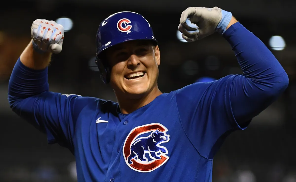 Cubs fans react to Anthony Rizzo retiring with Chicago after brilliant ...