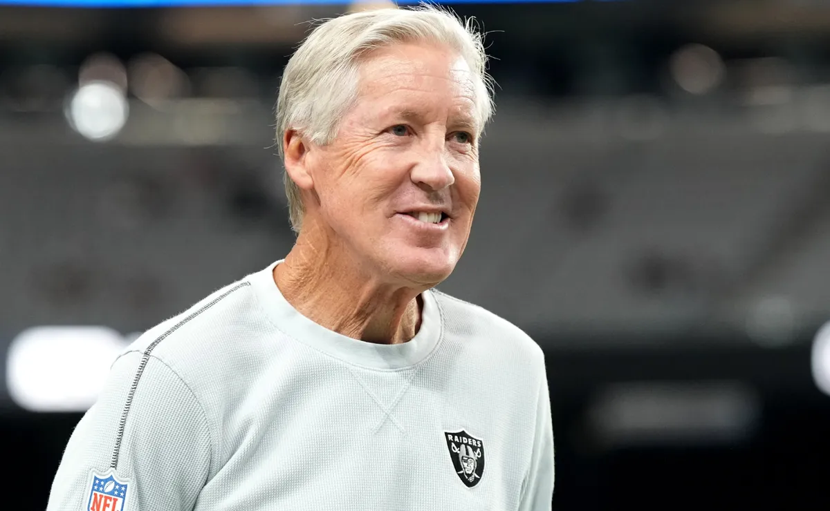 Who are the NFL's oldest coaches in the 2025-26 season? The league's ...