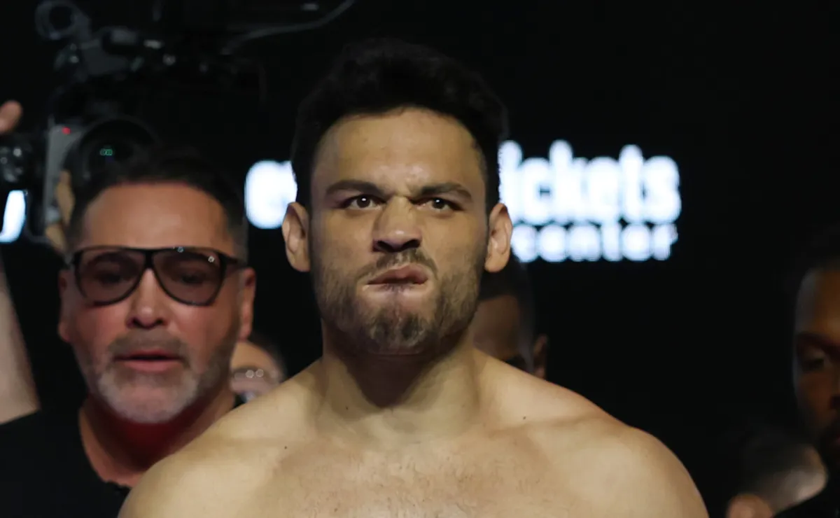 Julio Cesar Chavez Jr. announces retirement decision after tough loss ...