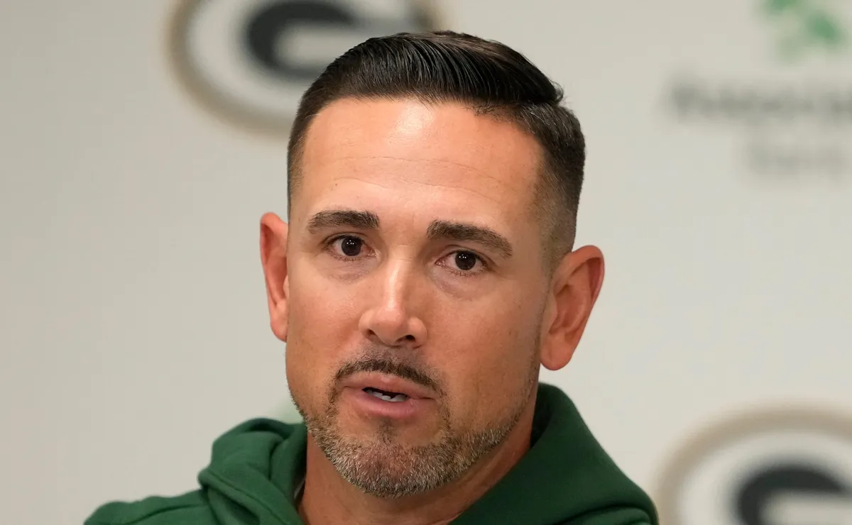 Matt LaFleur sets record straight on Packers QB job as Malik Willis ...