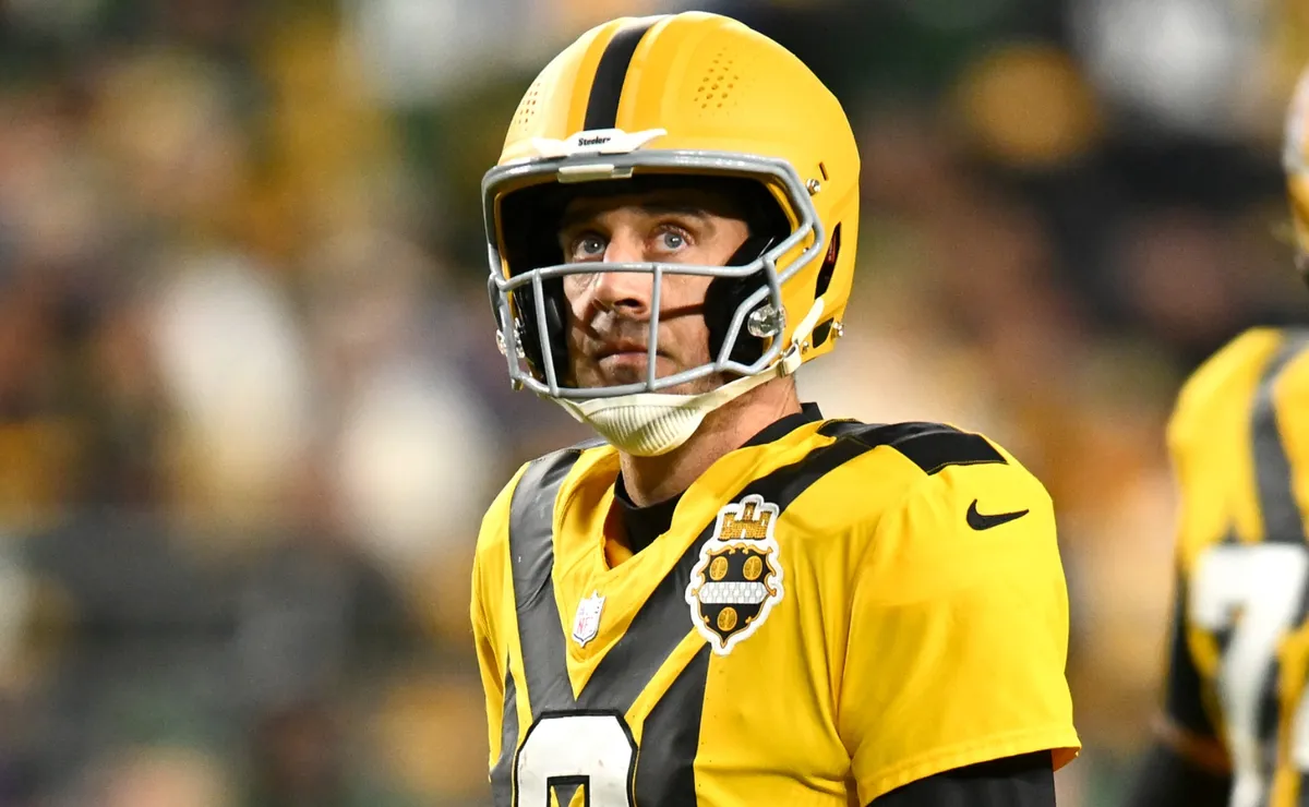 Aaron Rodgers issues candid warning to Steelers teammates after loss to ...