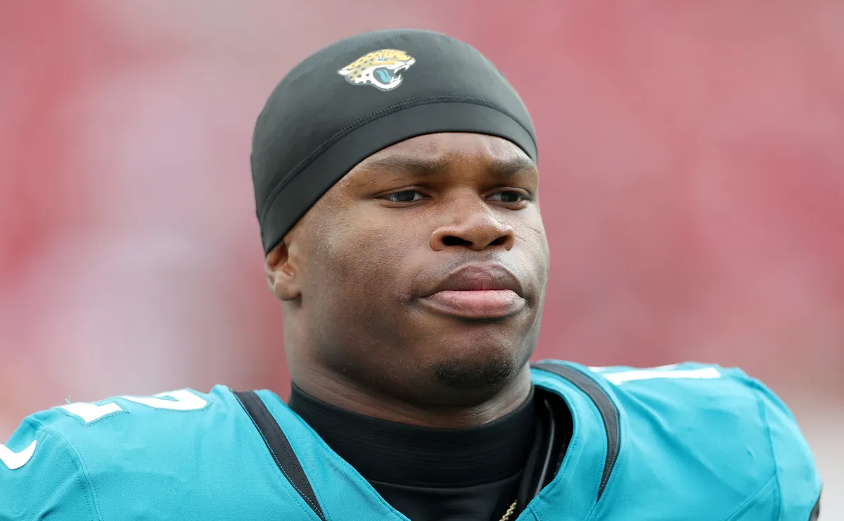 Why is Travis Hunter not playing today for Jaguars vs Bills in Wild ...