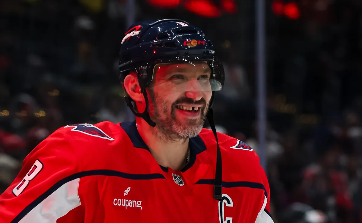 NHL News: Capitals head coach Spencer Carbery provides concerning ...