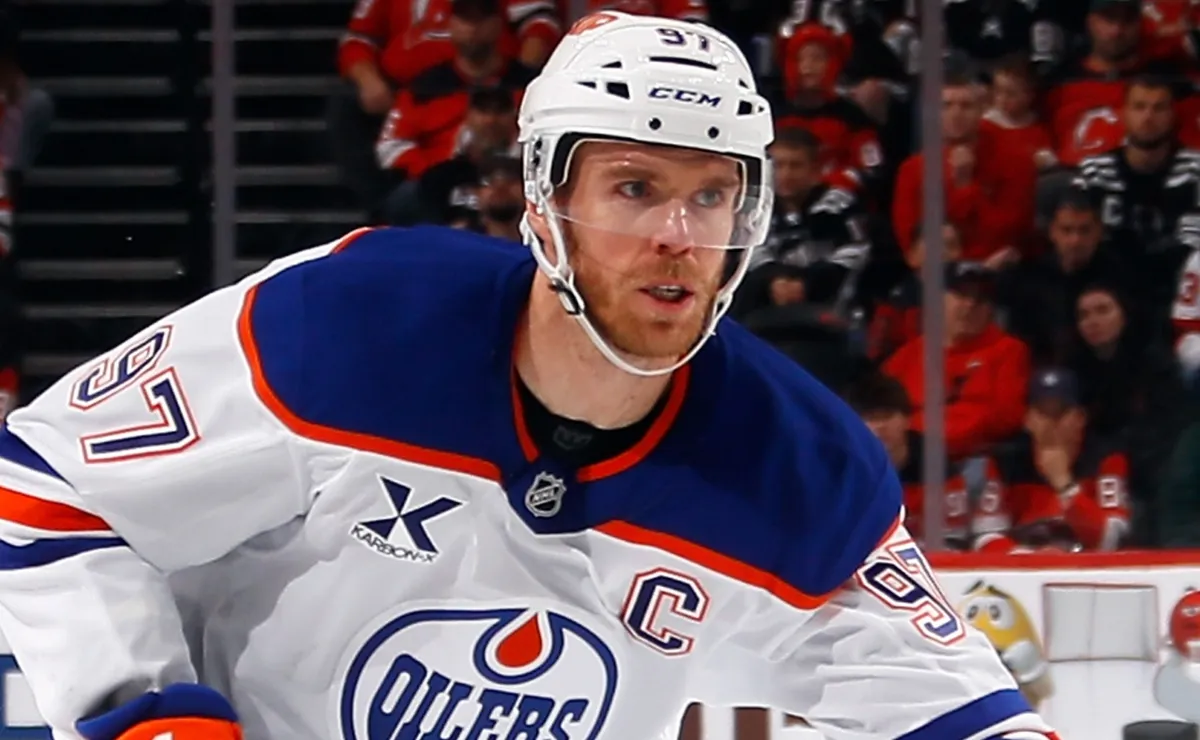 NHL News: Connor McDavid issues loud wake-up call to Oilers teammates ...