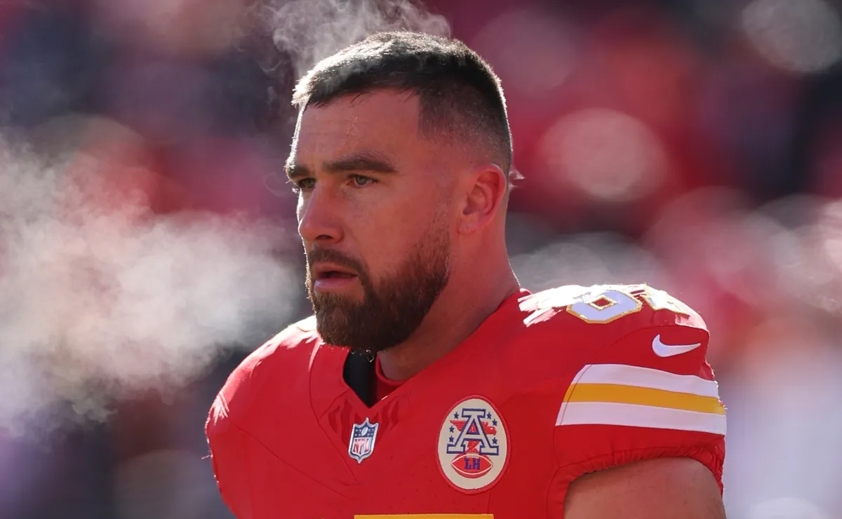 Chiefs legend Tony Gonzalez explains why Travis Kelce could retire from ...