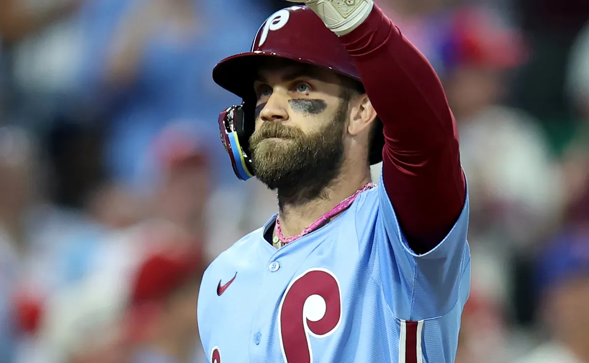 Former Philadelphia Phillie reveals what Bryce Harper told him during ...