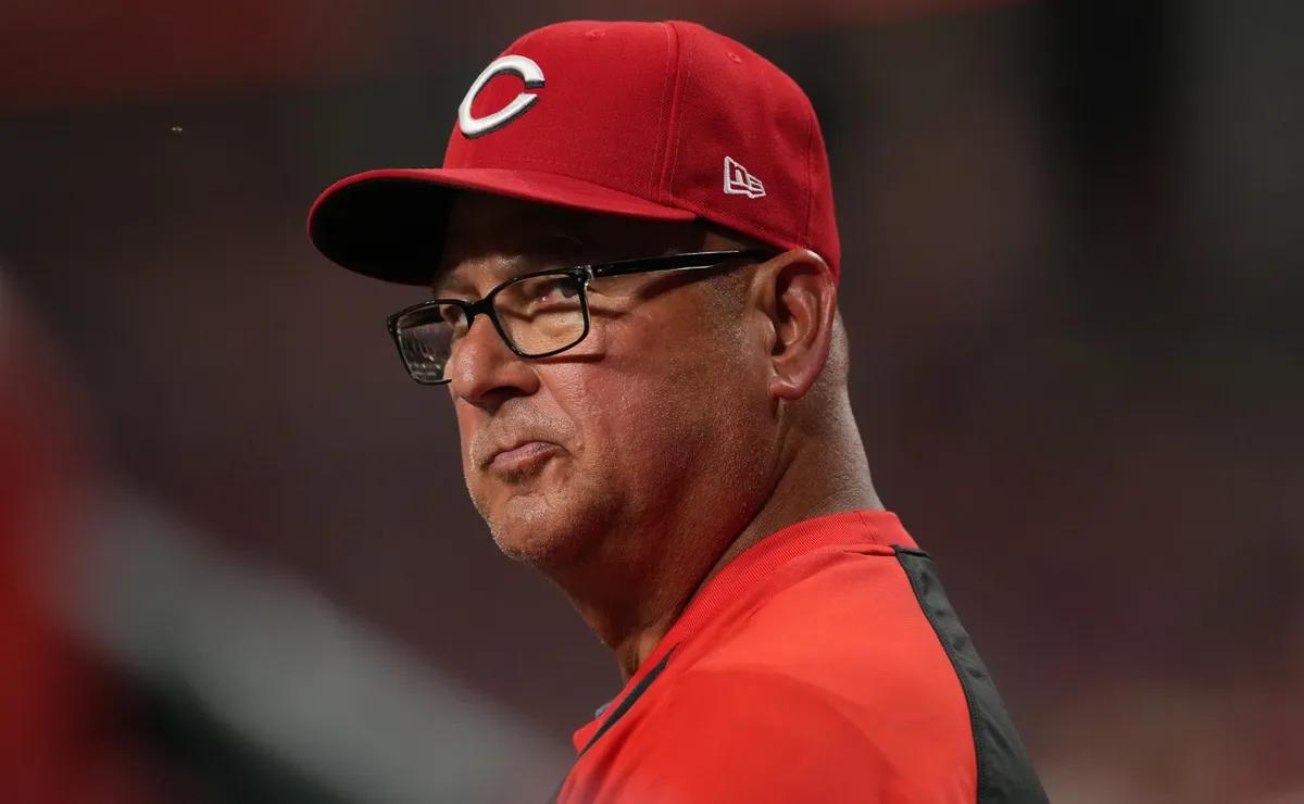 Reds President sends clear message to Terry Francona ahead of the 2026 ...