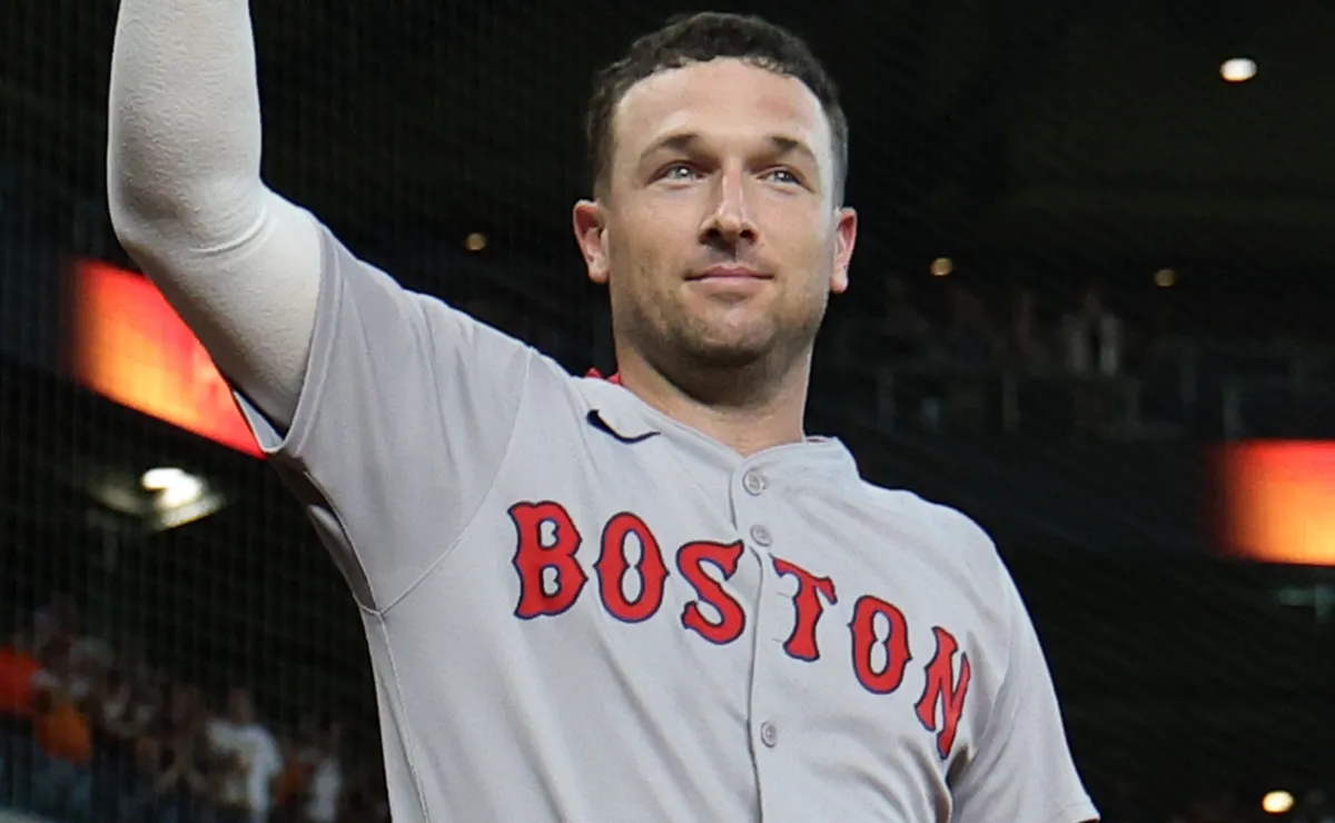 Red Sox add former Marlins player amid Alex Bregman’s return rumors ...