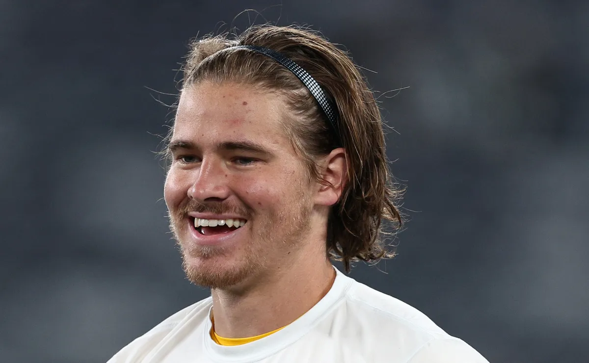 What happens if Chargers lose, win or tie vs Patriots today in Wild ...