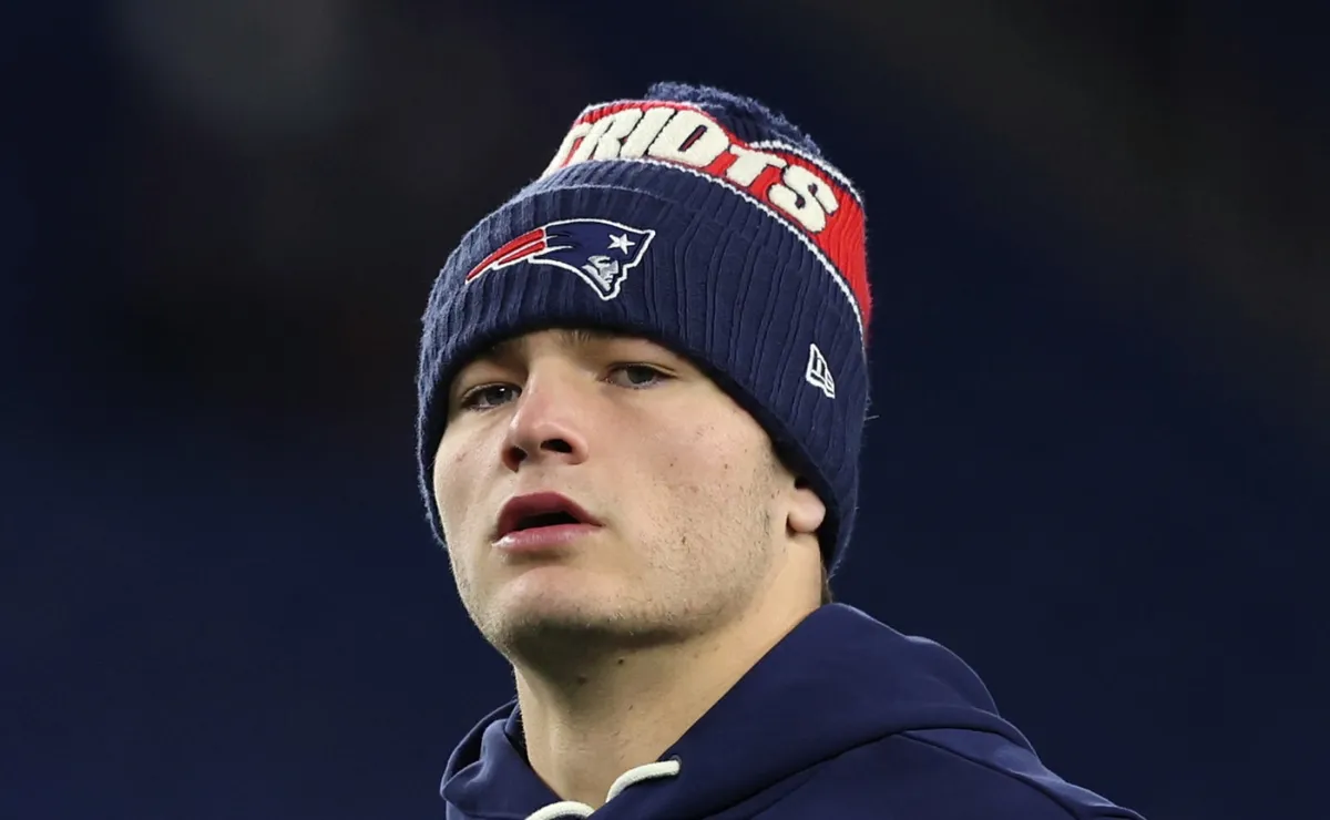 2026 NFL playoff bracket updated after Patriots-Chargers in Wild Card ...