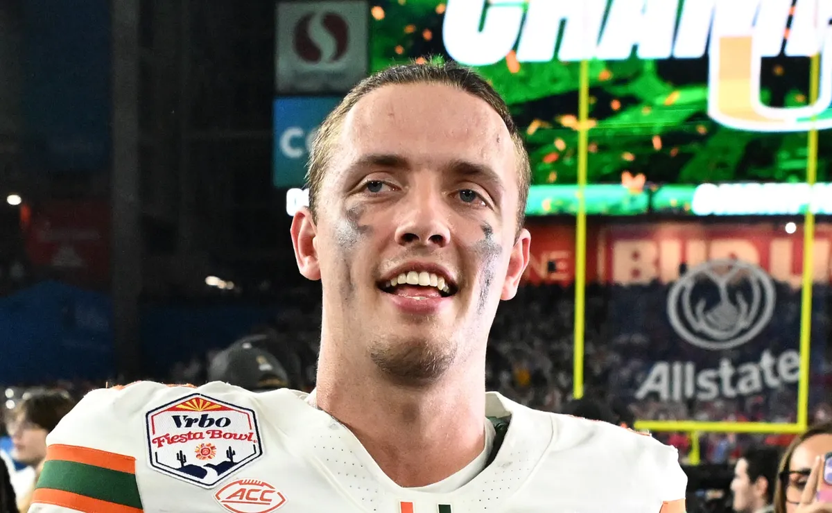 Carson Beck warns Shedeur Sanders over chance of getting drafted by ...