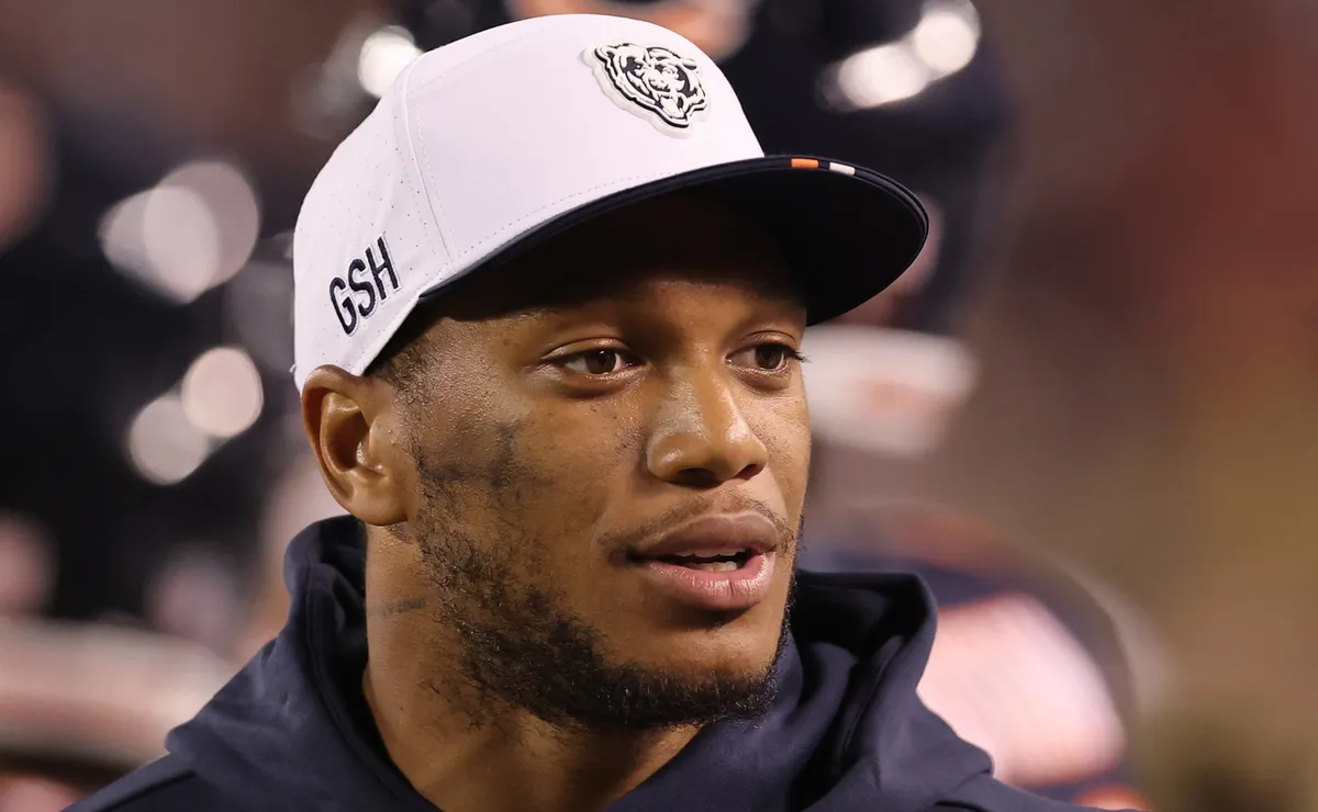 Is DJ Moore playing today for Bears vs Rams in NFC Divisional Round of ...