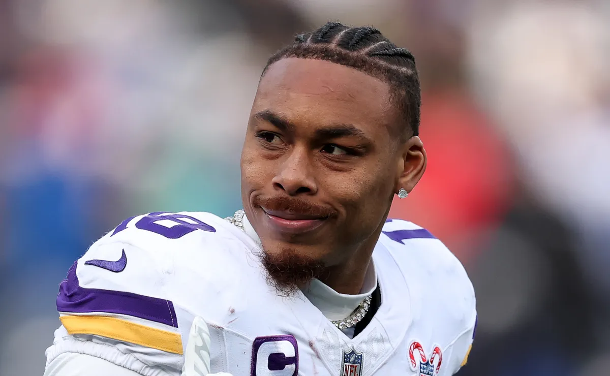 Vikings' Justin Jefferson throws slight shade at JJ McCarthy as Sam ...