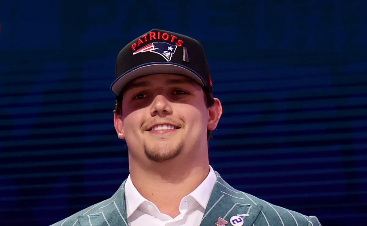 5x Pro Bowler takes Will Campbell under his wing with bold decision ...