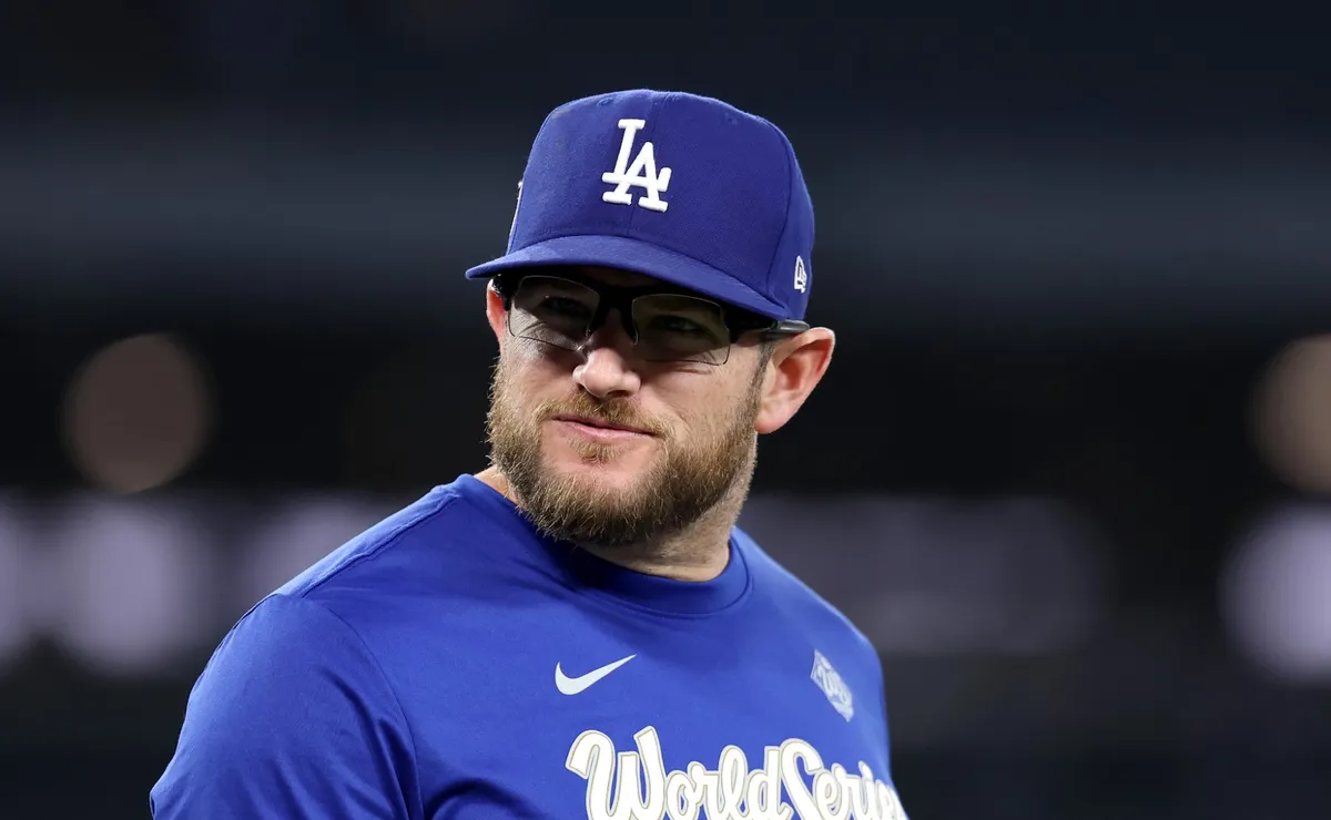 Max Muncy reveals why he didn’t chase a bigger offer and chose to stay ...