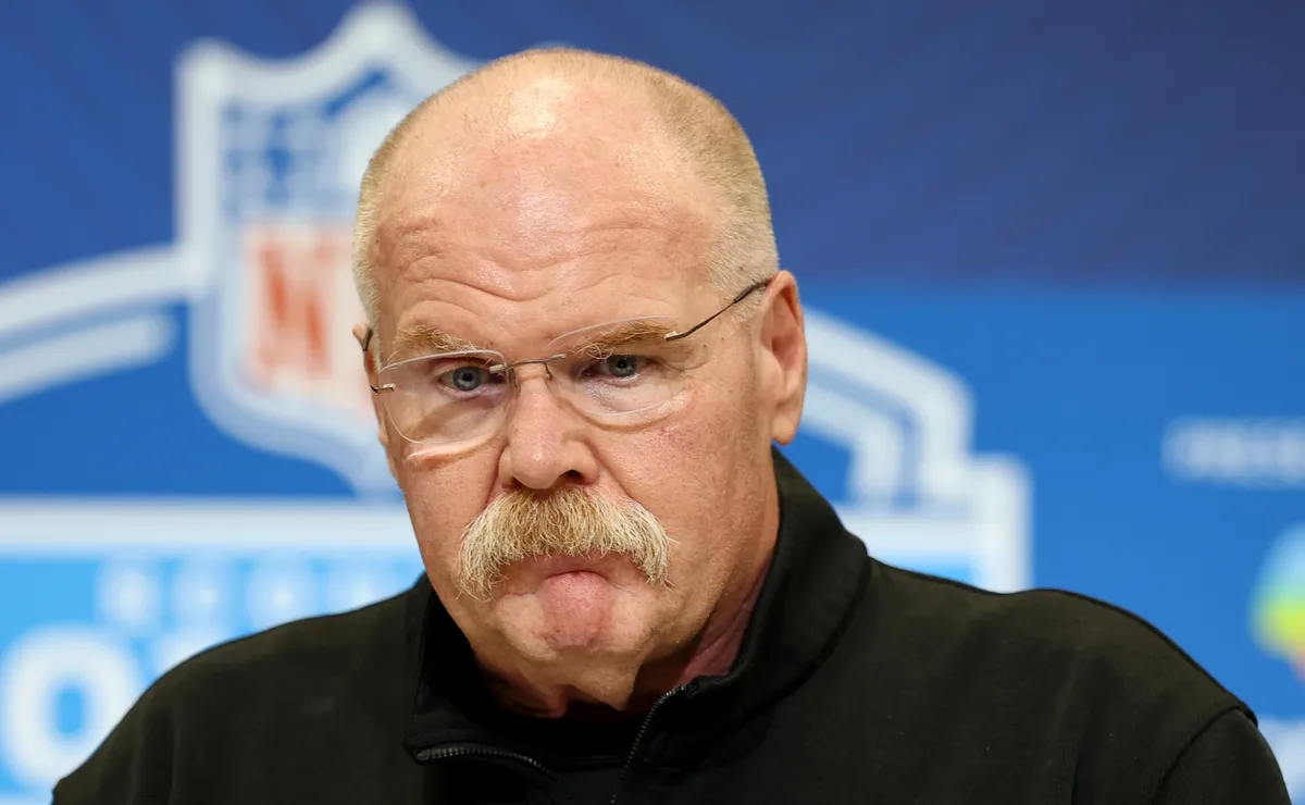 Chiefs and Andy Reid face a huge problem to bring back Travis Kelce in ...