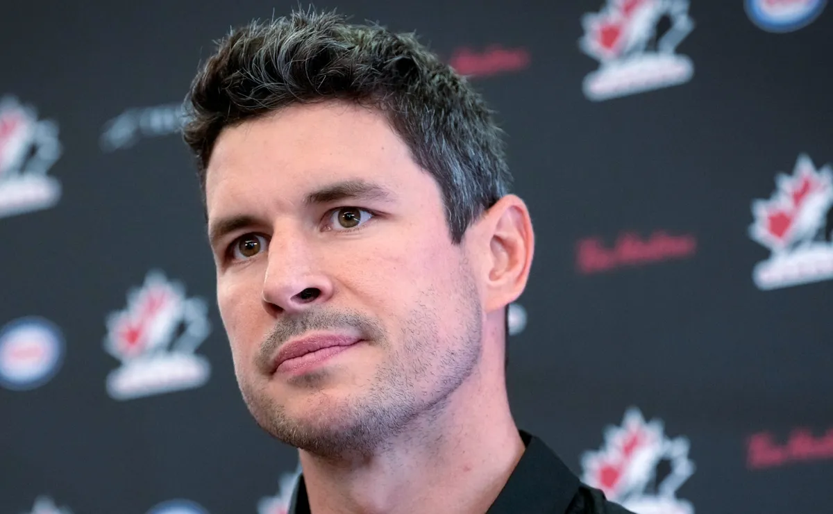Penguins lose Sidney Crosby for NHL season restart with injury and make ...