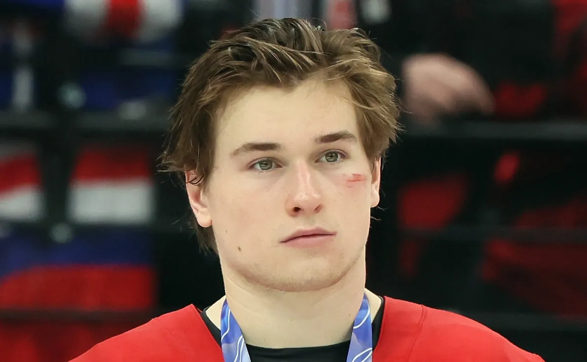 Macklin Celebrini issues blunt reminder for Sidney Crosby, Connor ...