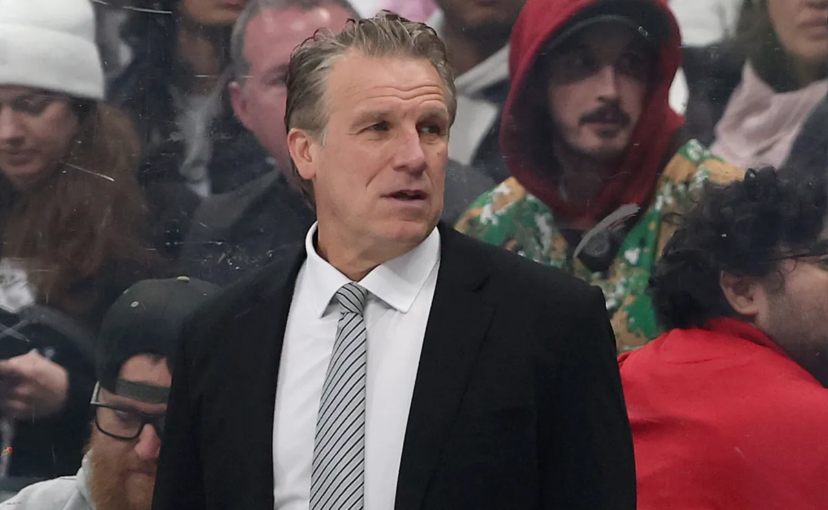 LA Kings fire Jim Hiller and reportedly make bold decision on his ...