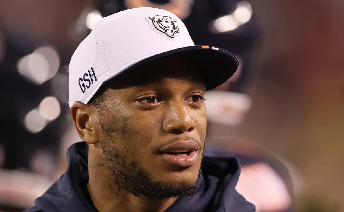 DJ Moore is traded by Bears to Bills with huge implications for Josh ...