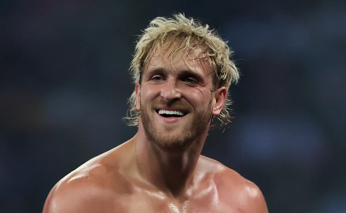 Logan Paul accepts $1 million bet to fight former NFL star under ...