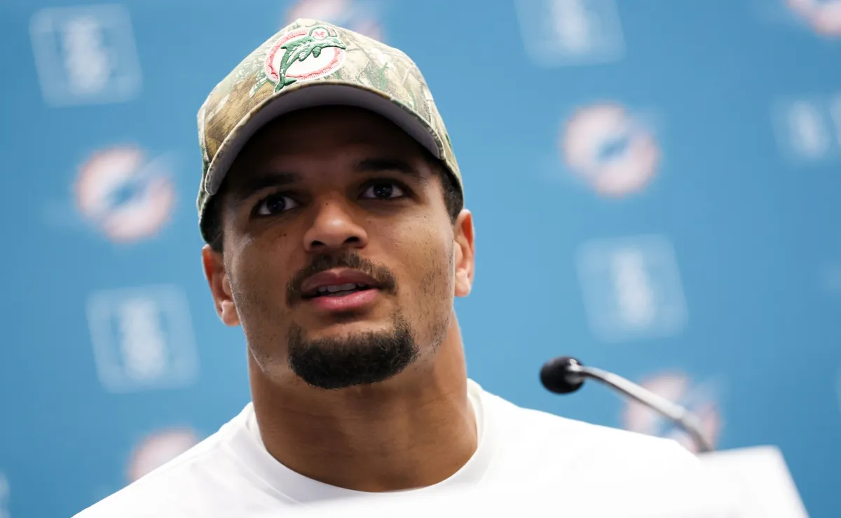 Dolphins trade Minkah Fitzpatrick to NY Jets: Miami’s 2026 draft picks ...