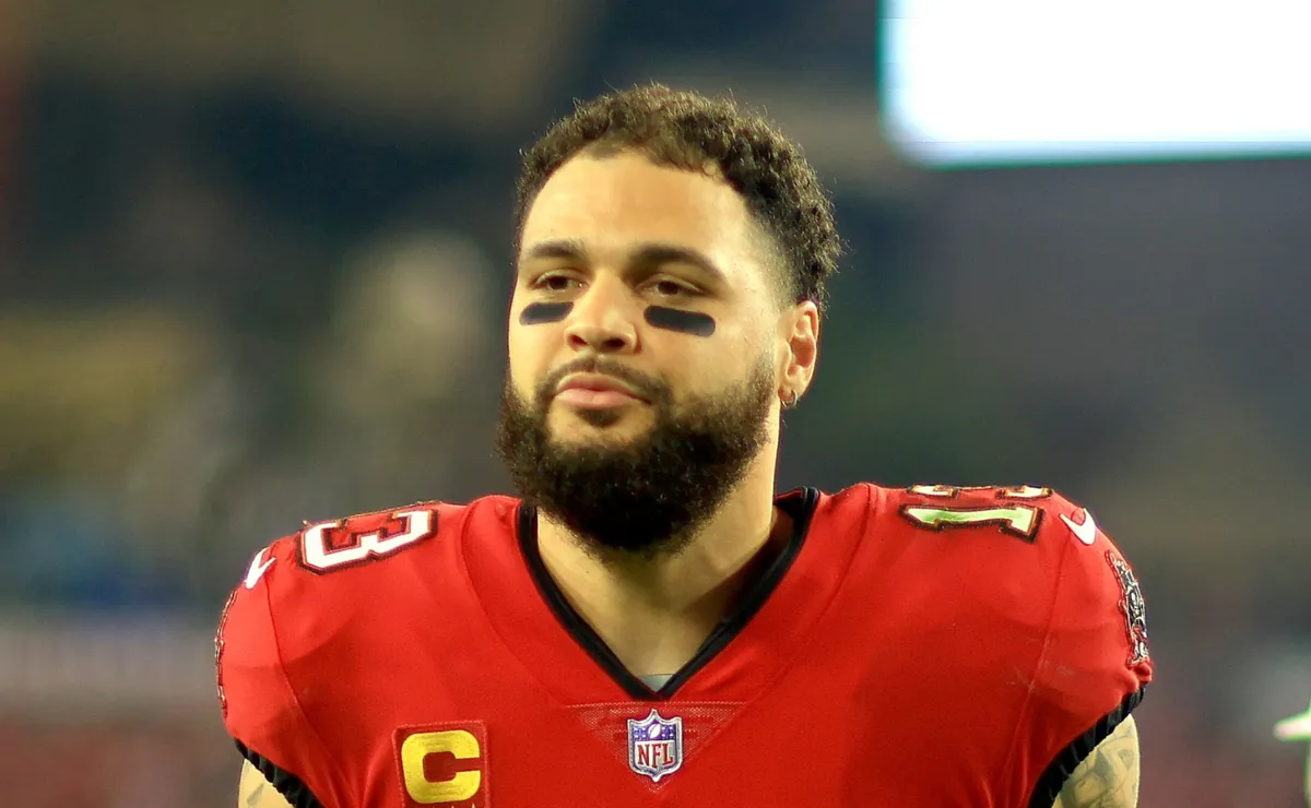 Mike Evans explains decision to leave Bucs for 49ers after 12 years as ...