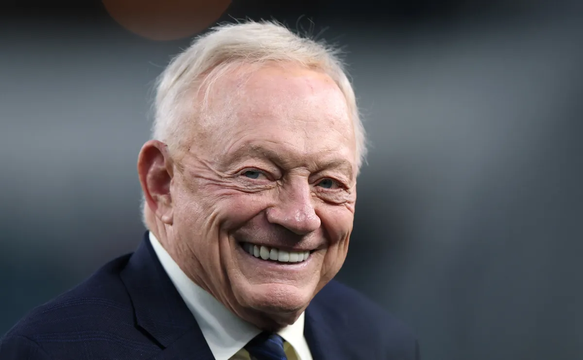 Jerry Jones and Cowboys confirm key trade with 49ers in 2026 NFL free ...
