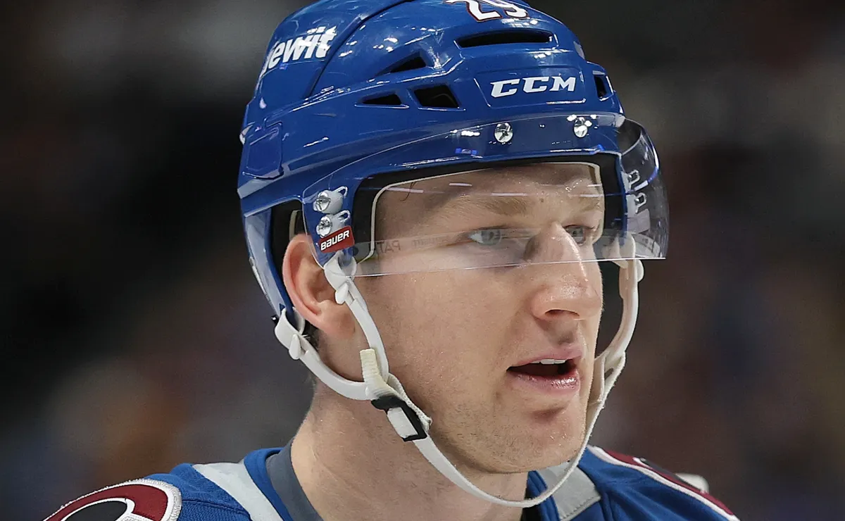 Nathan MacKinnon calls out Avalanche with raw criticism of lineup ...